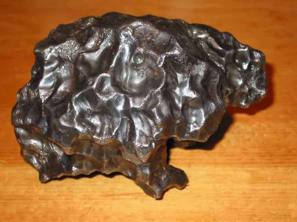 Meteorites: Types and Pictures of Meteorites Rocks - Jotscroll